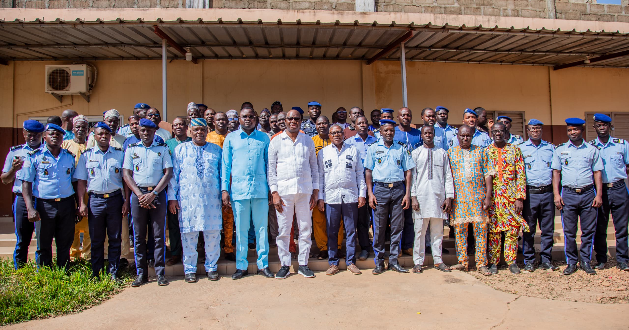 Lutte contre l’insécurité au Bénin : L’Ancb et les élus locaux unis ...